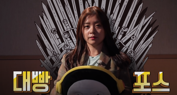 "밥 잘먹고 건강하고..." 펭수가 EBS에서 JTBC로 이적한 이슬예나 PD에게 가슴 뭉클한 작별 인사를 건넸다 (ft.환승회사)